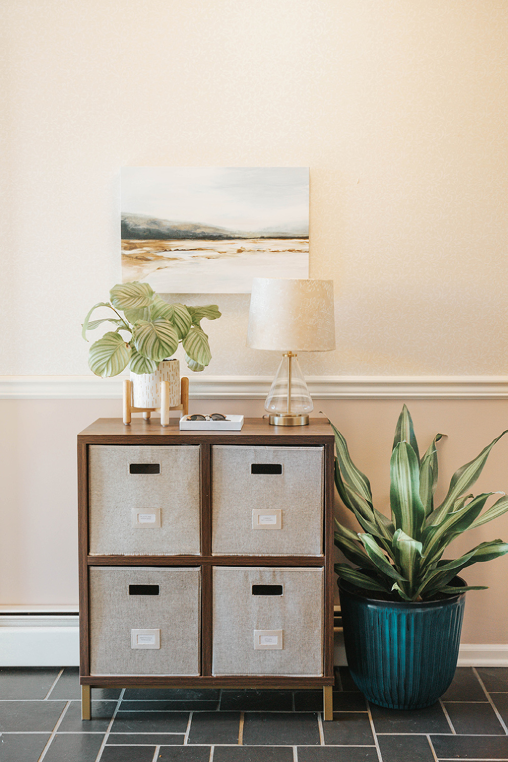 Renter-Friendly Hallway Makeover Hacks - Dream Green DIY