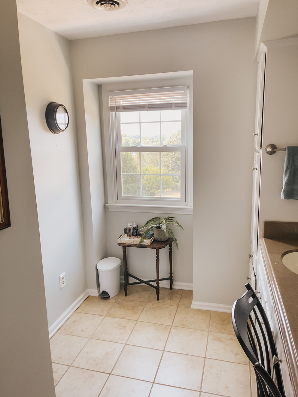 Botanical Window Alcove Wallpaper Project - Dream Green DIY