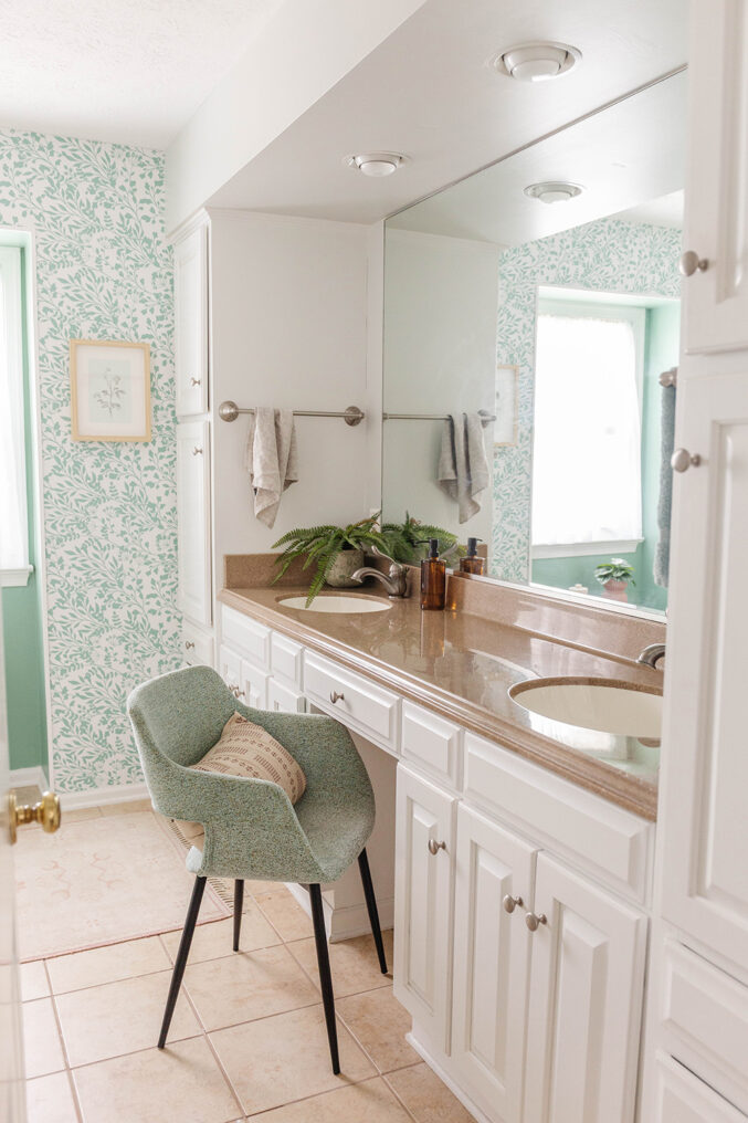 Botanical Window Alcove Wallpaper Project - Dream Green DIY