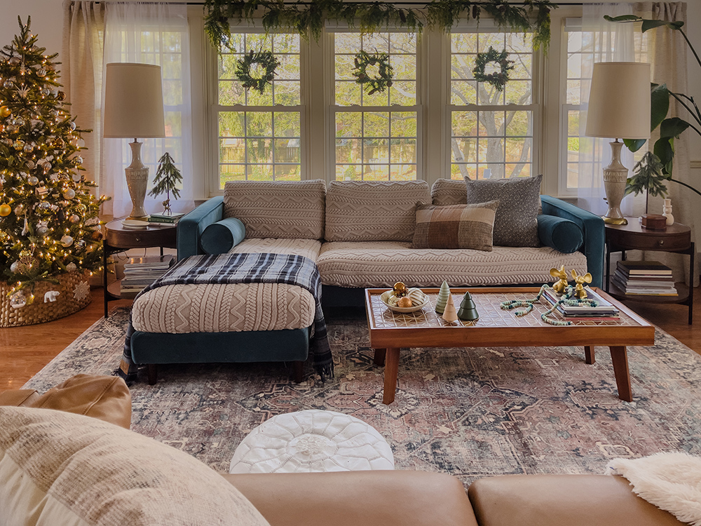 Easy Christmas Decorating And Styling Tips - Dream Green DIY