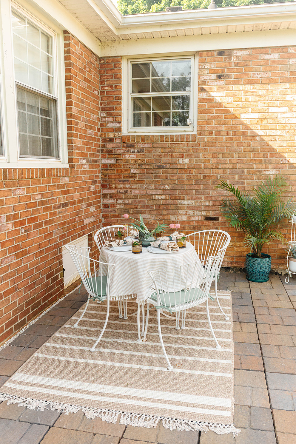 Outdoor Summer Luncheon Table Styling Tips - Dream Green DIY